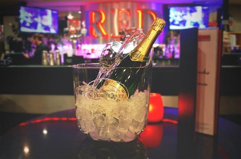 Red Bar & Restaurant Queens Road Weybridge Surrey | All About Weybridge ...